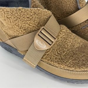 Chaco | Shoes | Chacos Nwt Ramble Fluff Slip On Shoes Natural Brown ...